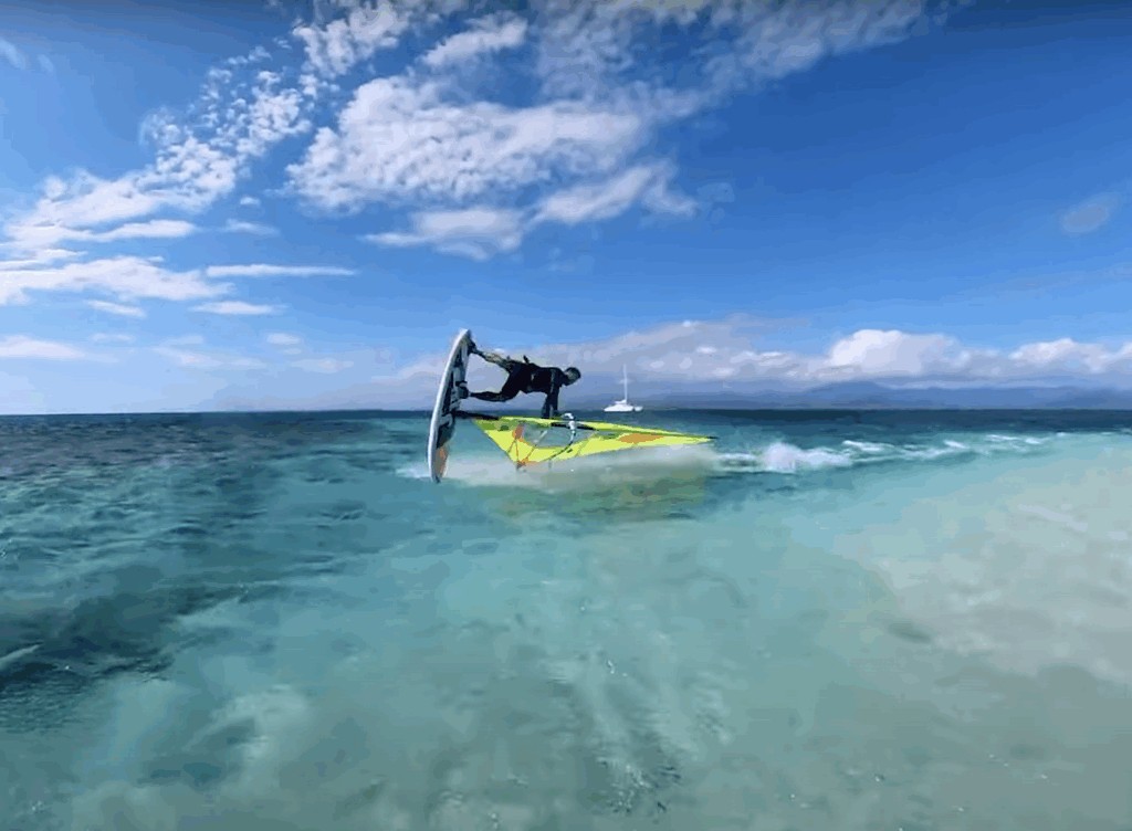 Freestyle à Nouméa par Antoine Albert - Planchemag
